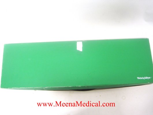 Welch Allyn 48830 Exam Light W / Stand - PreOwned in Good Condition.