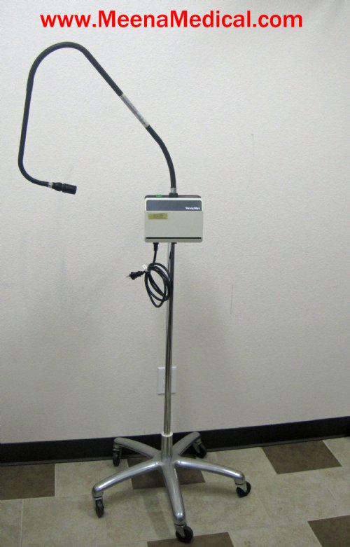 Welch Allyn 48830 Exam Light W / Stand - PreOwned in Good Condition.