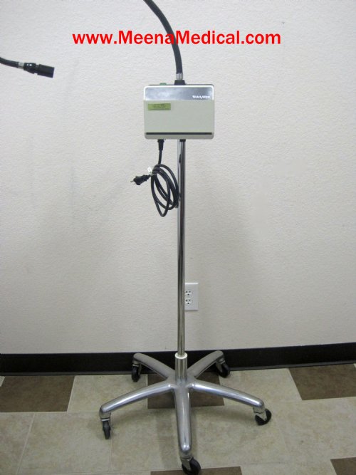 Welch Allyn 48830 Exam Light W / Stand - PreOwned in Good Condition.